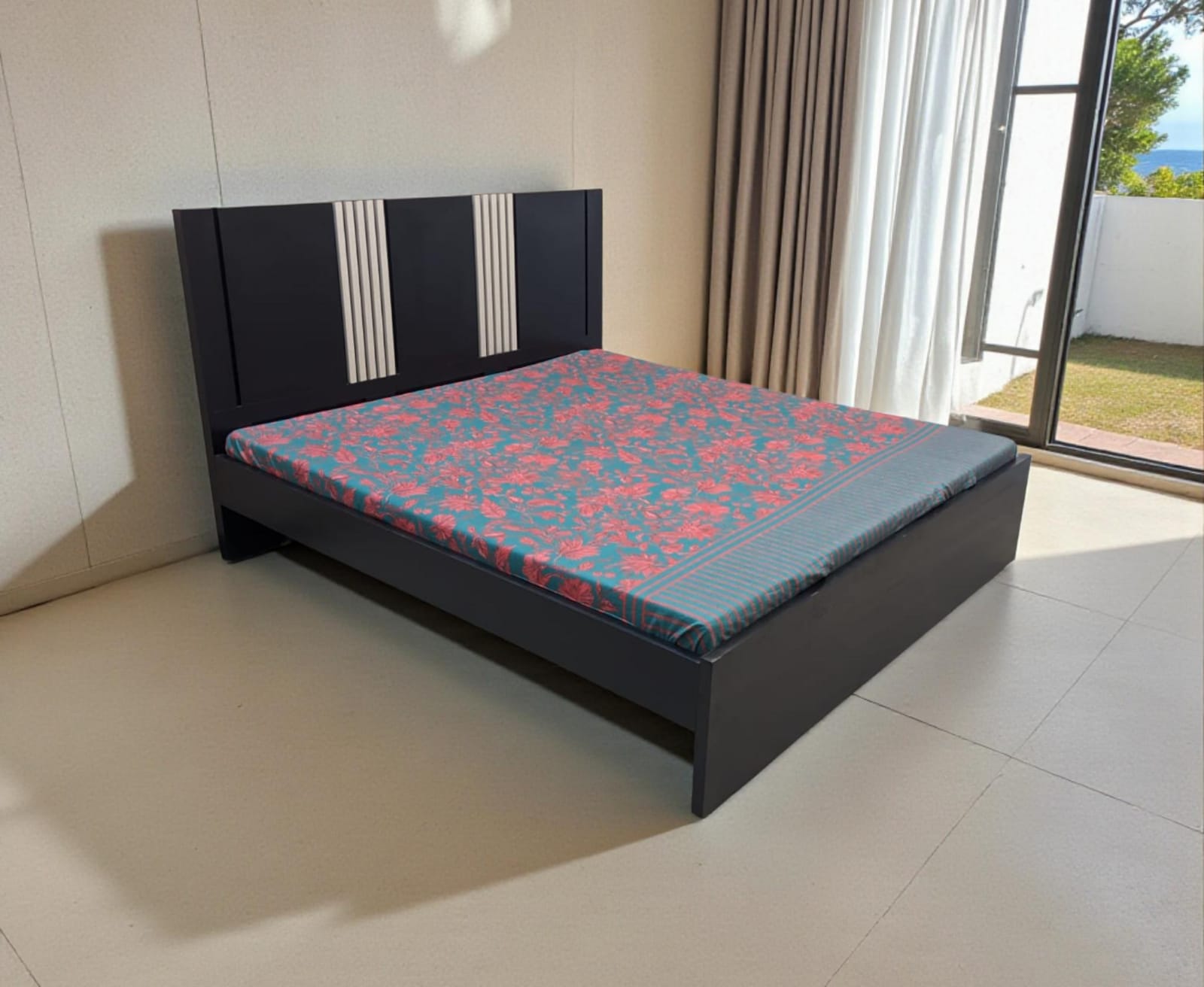 King Size Bed – thegaragesalepk