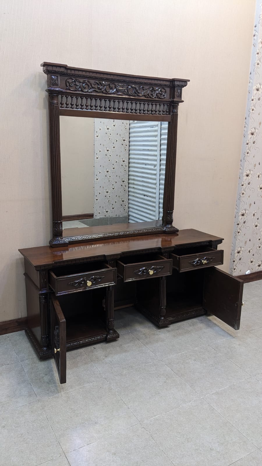 Solid Sheesham Wood King Size Bed Set – thegaragesalepk