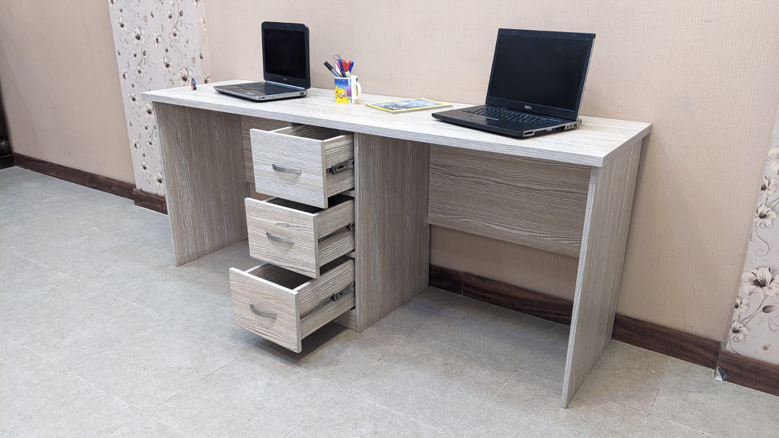 2 Person Office Table – thegaragesalepk